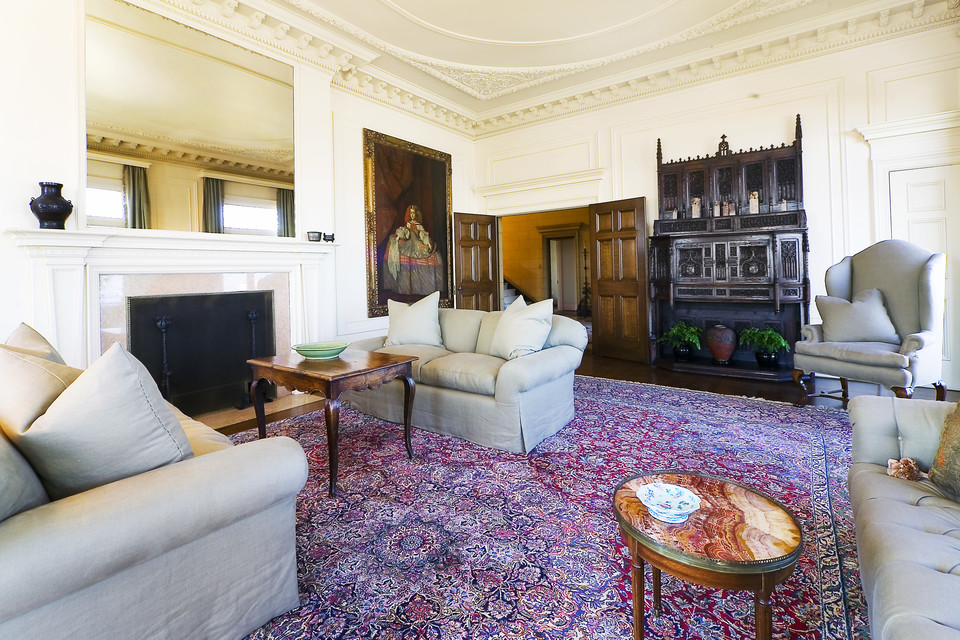 2901 Broadway Street | Dona Crowder