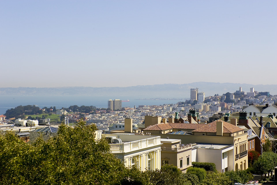 2901 Broadway Street | Dona Crowder